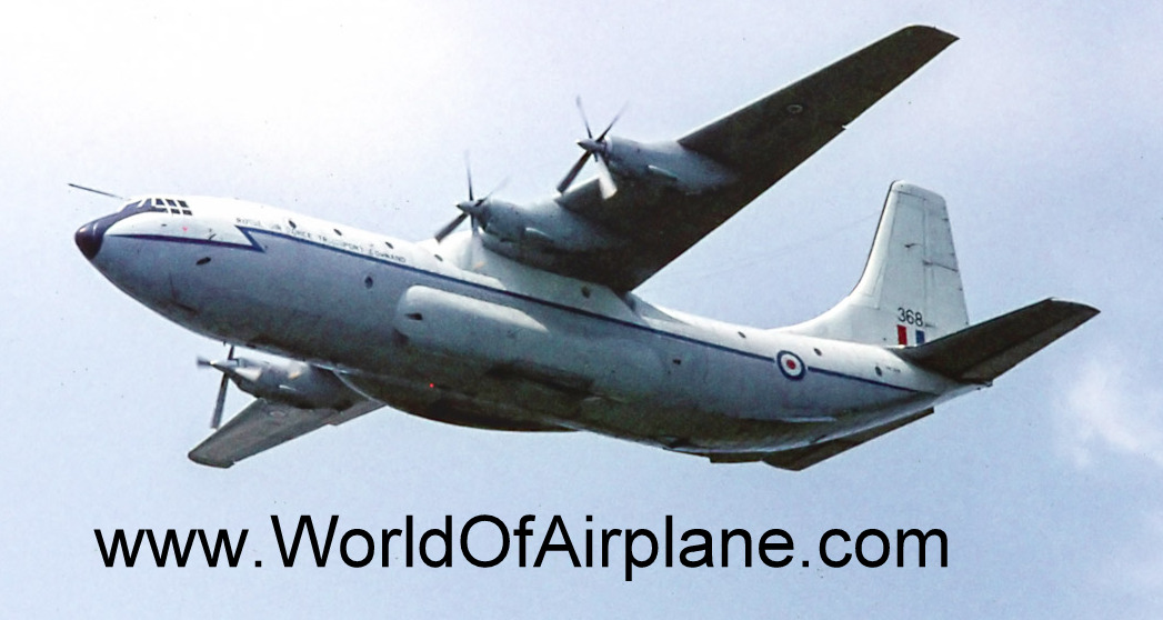 Best Flying Crews Jobs for Pilot, Air Hostess, AME, MBA And Ground ...