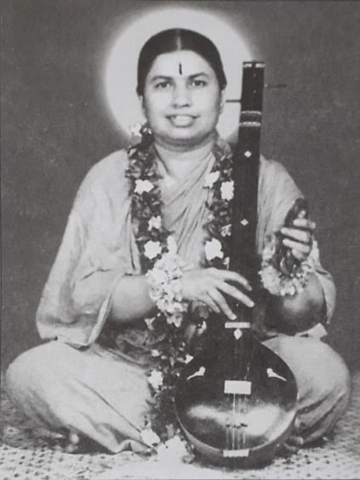 ज्ञानसागर (Dnyansagar): Param Pujya Kalavati Aai related selected ...