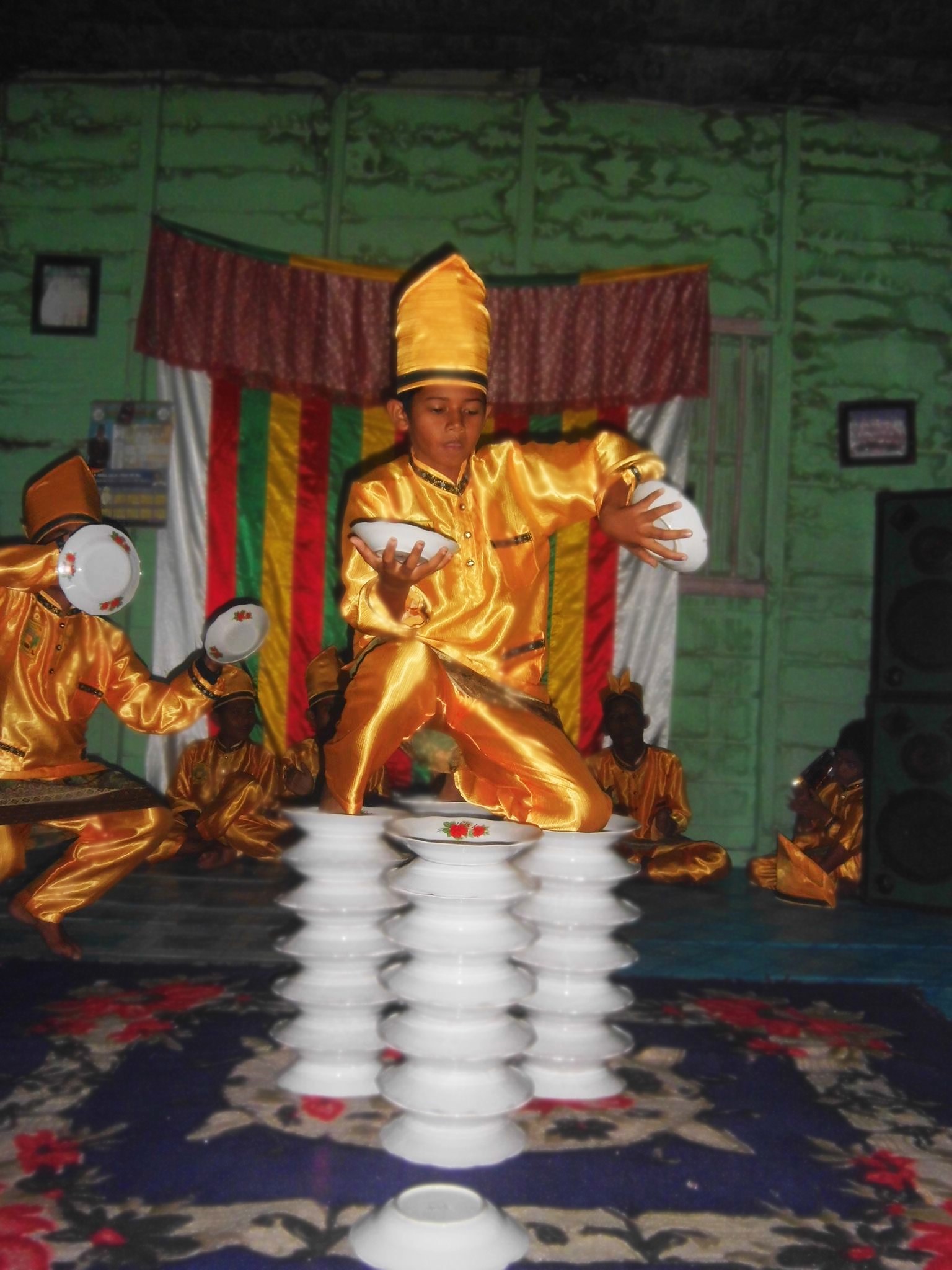 Tari Inai Pinggan Dua Belas | RIAU DAILY PHOTO