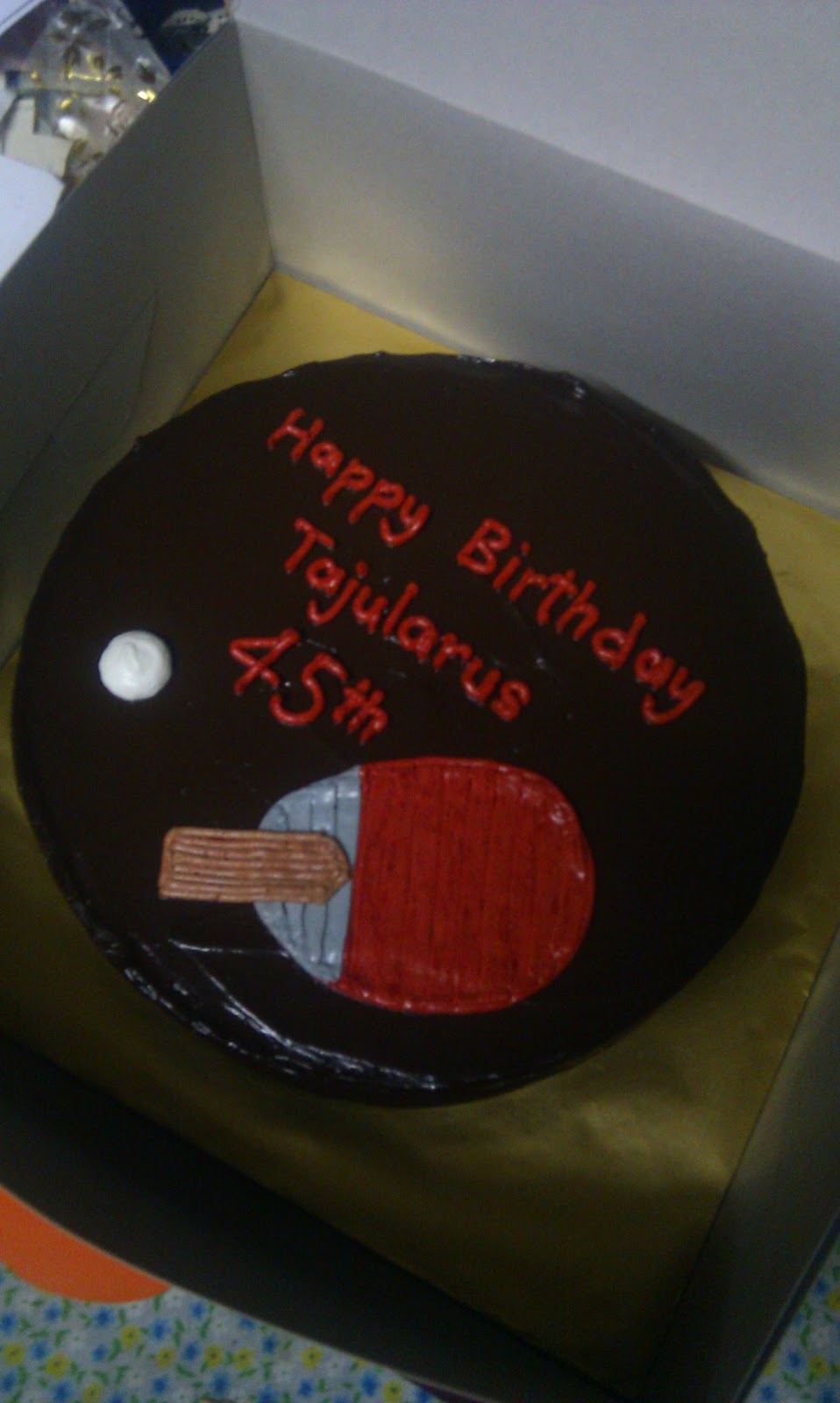 Heavenly slice by Analiza: Moist chocolate cake - ping pong