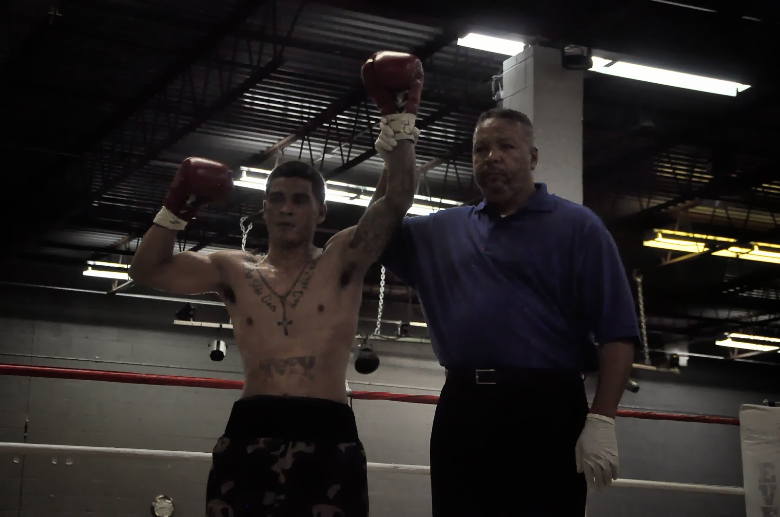 Boxing Along The Beltway: Torres Wins in Two!