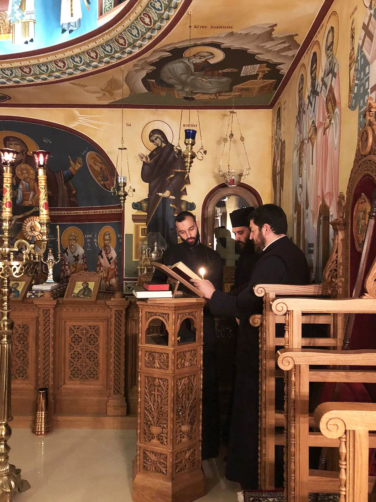 Ο ΣΕΒ. ΜΗΤΡΟΠΟΛΙΤΗΣ ΡΕΘΥΜΝΗΣ ΚΑΙ ΑΥΛΟΠΟΤΑΜΟΥ κ. ΕΥΓΕΝΙΟΣ ΤΕΛΕΣΕ ΤΟΥΣ Β ...