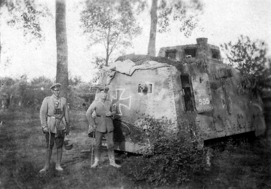 Panzerserra Bunker- Military Scale Models in 1/35 scale: A7V ...