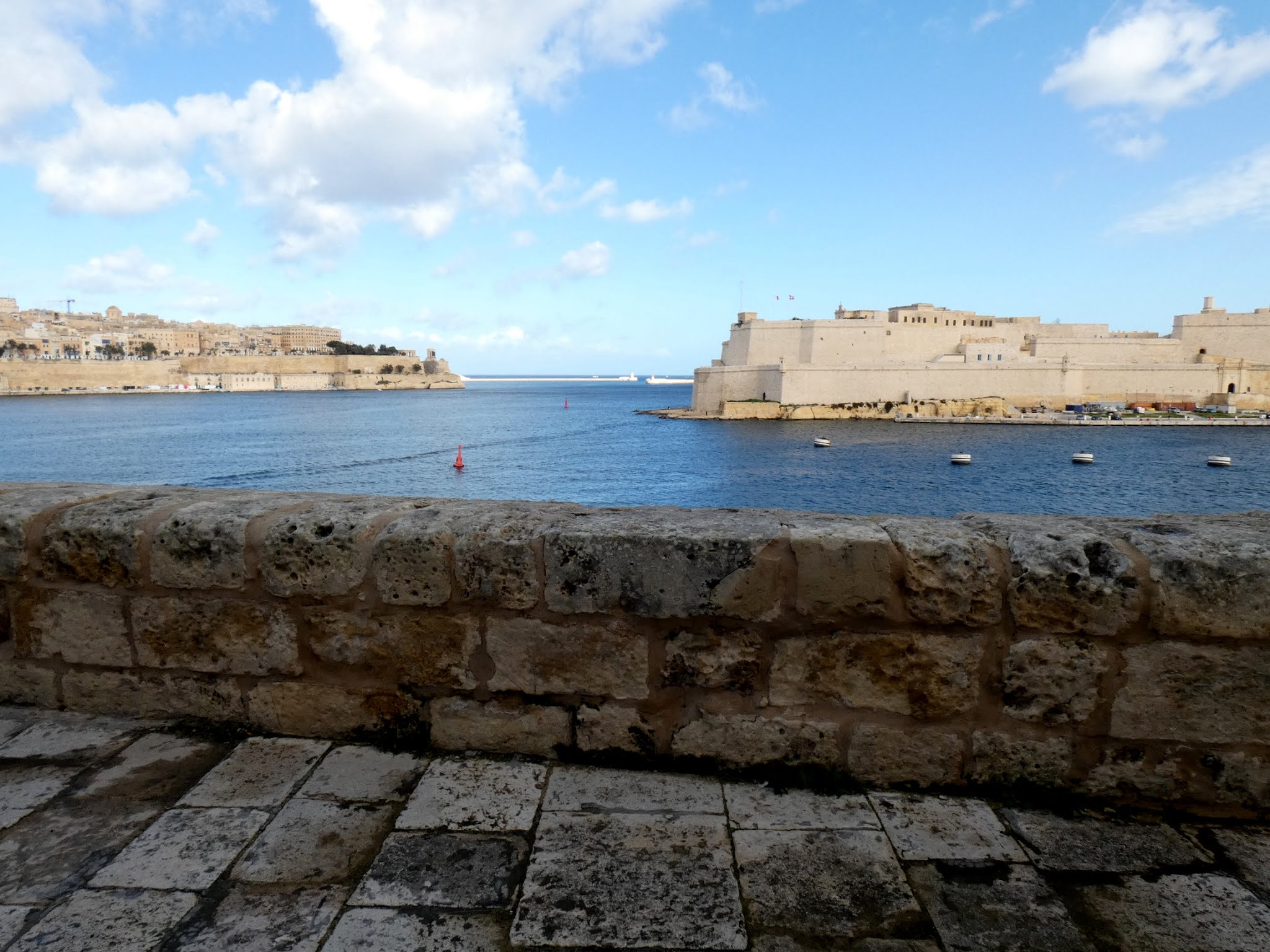 A Walk Around Isla — Sincerely, Loree