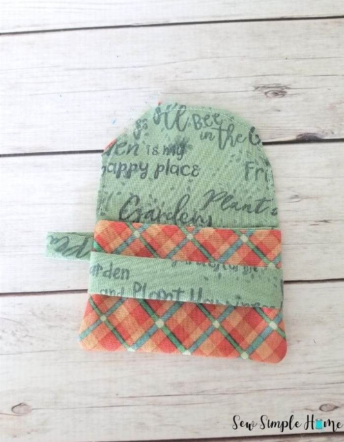 How to Make a Card Holder Keychain | Sew Simple Home