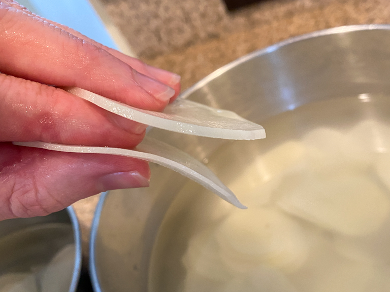 Tales of the Flowers: Parmesan & Roasted Garlic Pringles - Homemade ...