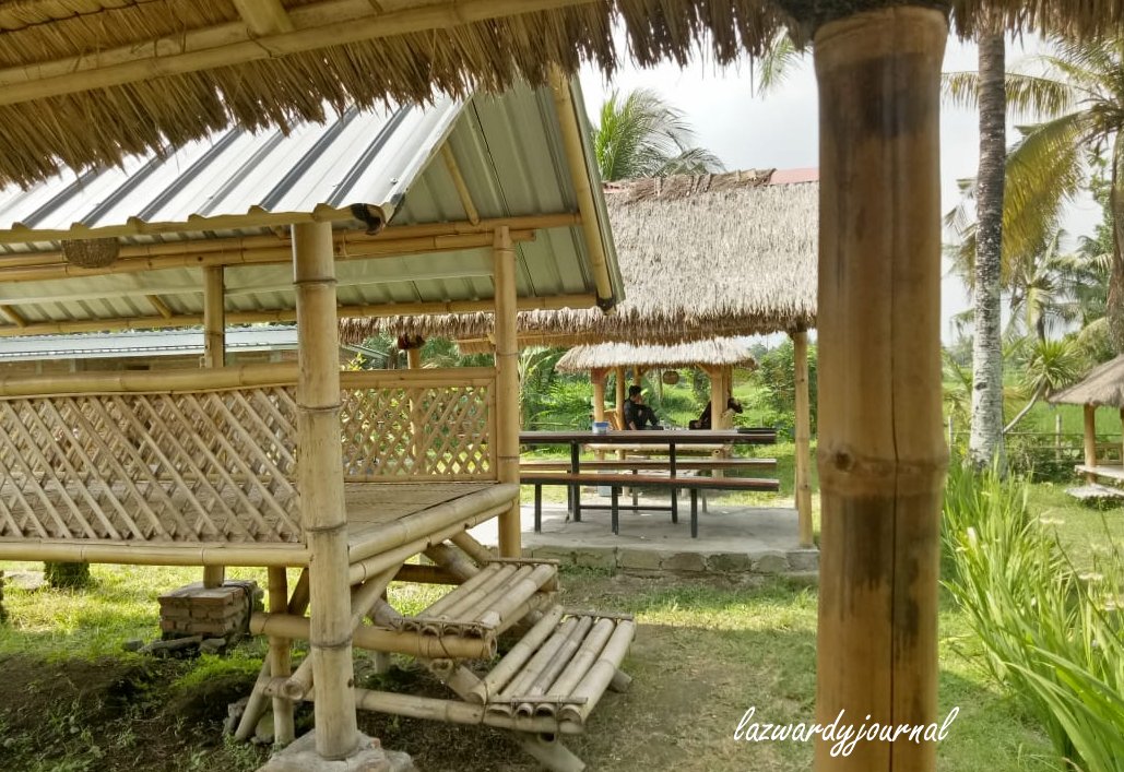 Rasa Gak Mengecewakan : Lesehan Unram Farming Narmada ~ Lazwardy Journal