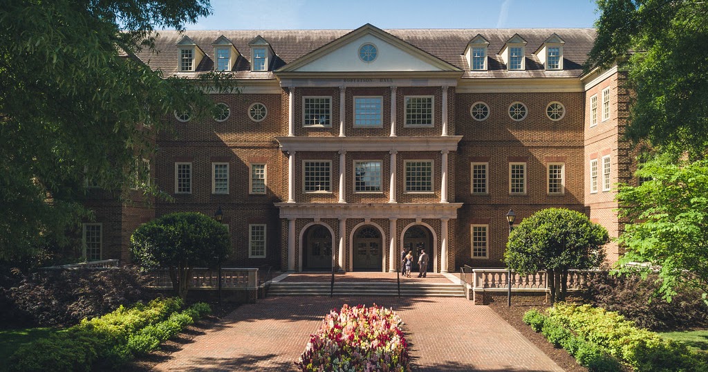 Regent University School of Law Unveils Robertson Center for ...