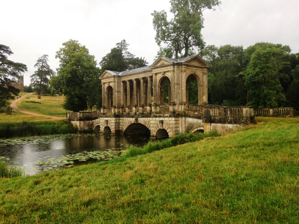 National Trust Scones: Stowe