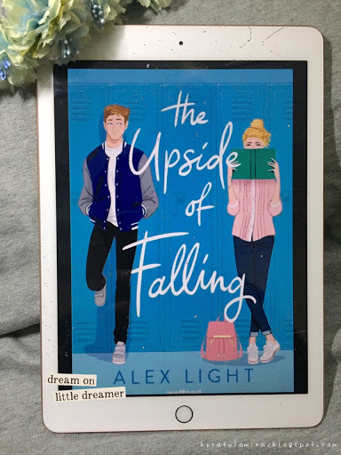 BOOK REVIEW | THE UPSIDE OF FALLING BY ALEX LIGHT (SPOILER FREE ...