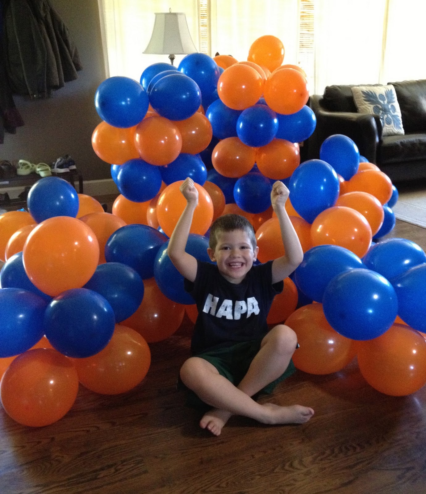 Built By Wisdom: How to Throw a Balloon Birthday Party