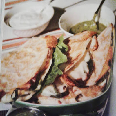 Una Nueva Receta Cada Semana: Quesadillas de Rajas