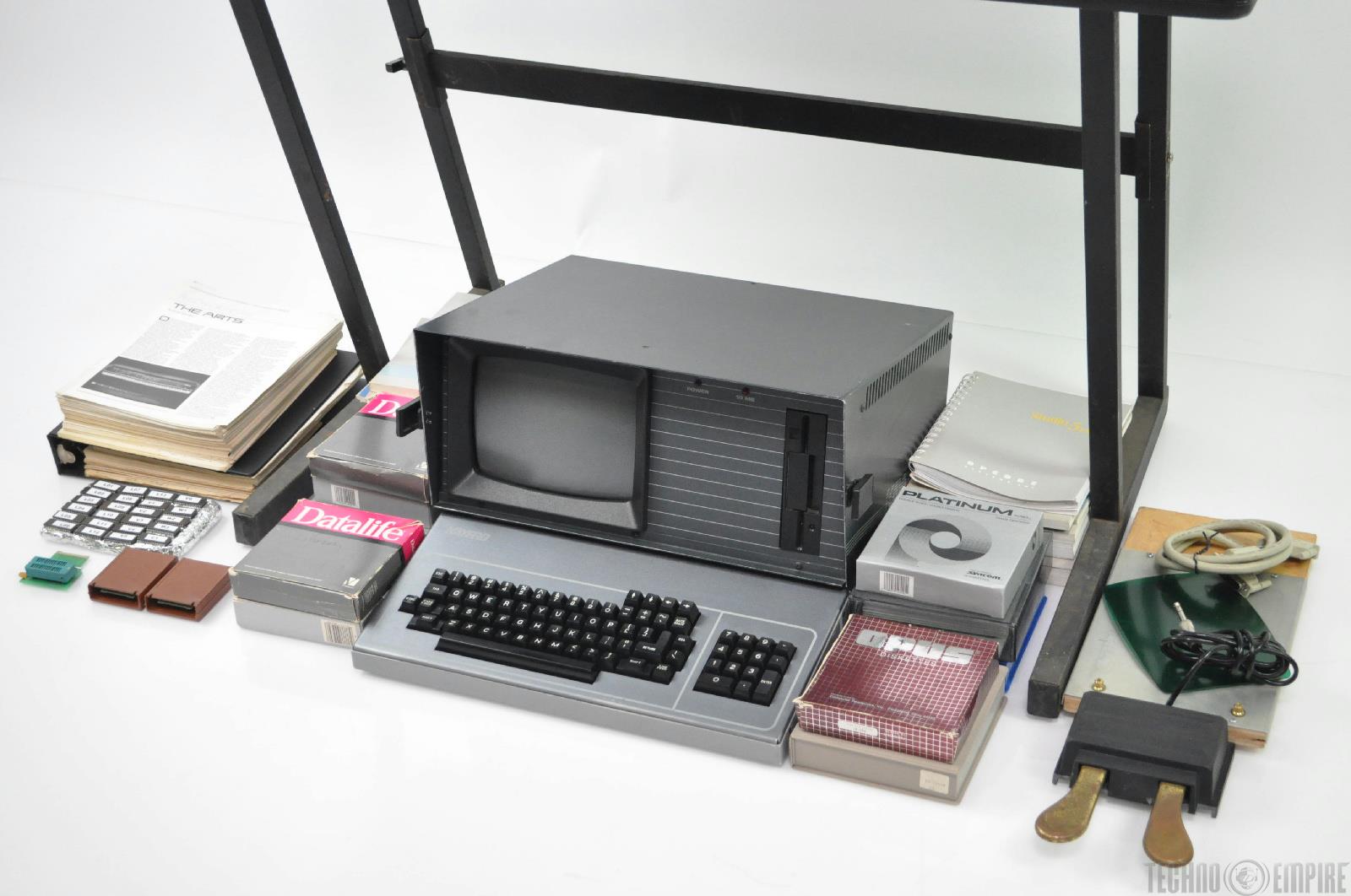 MATRIXSYNTH: DIGITAL KEYBOARDS DK Synergy II+ KAYPRO 10 Computer ...