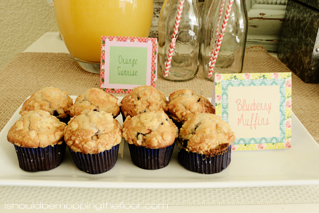 Shabby Chic Sleepover: Easy Breakfast Ideas | i should be mopping the floor