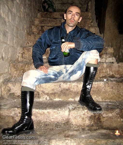 DHAS-Show: The guys love Boots 2