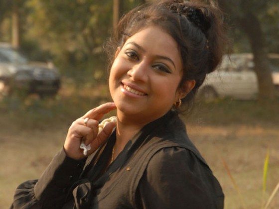 BANGLADESHI FASHION: Hot Actress Sabnur's Recent Picture