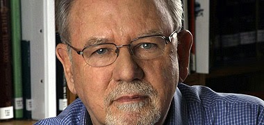 El hacedor de sueños: "Los fantasmas de Lisboa", de Óscar Hahn