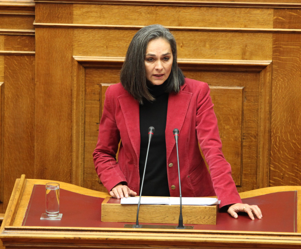 ΤΟ ΛΗΜΕΡΙ: Η ΣΟΦΙΑ ΣΑΚΟΡΑΦΑ ΠΡΩΤΗ ΒΟΥΛΕΥΤΗΣ ΣΤΗΝ ΕΛΛΑΔΑ ΜΕ ΠΑΝΩ ΑΠΟ 60. ...