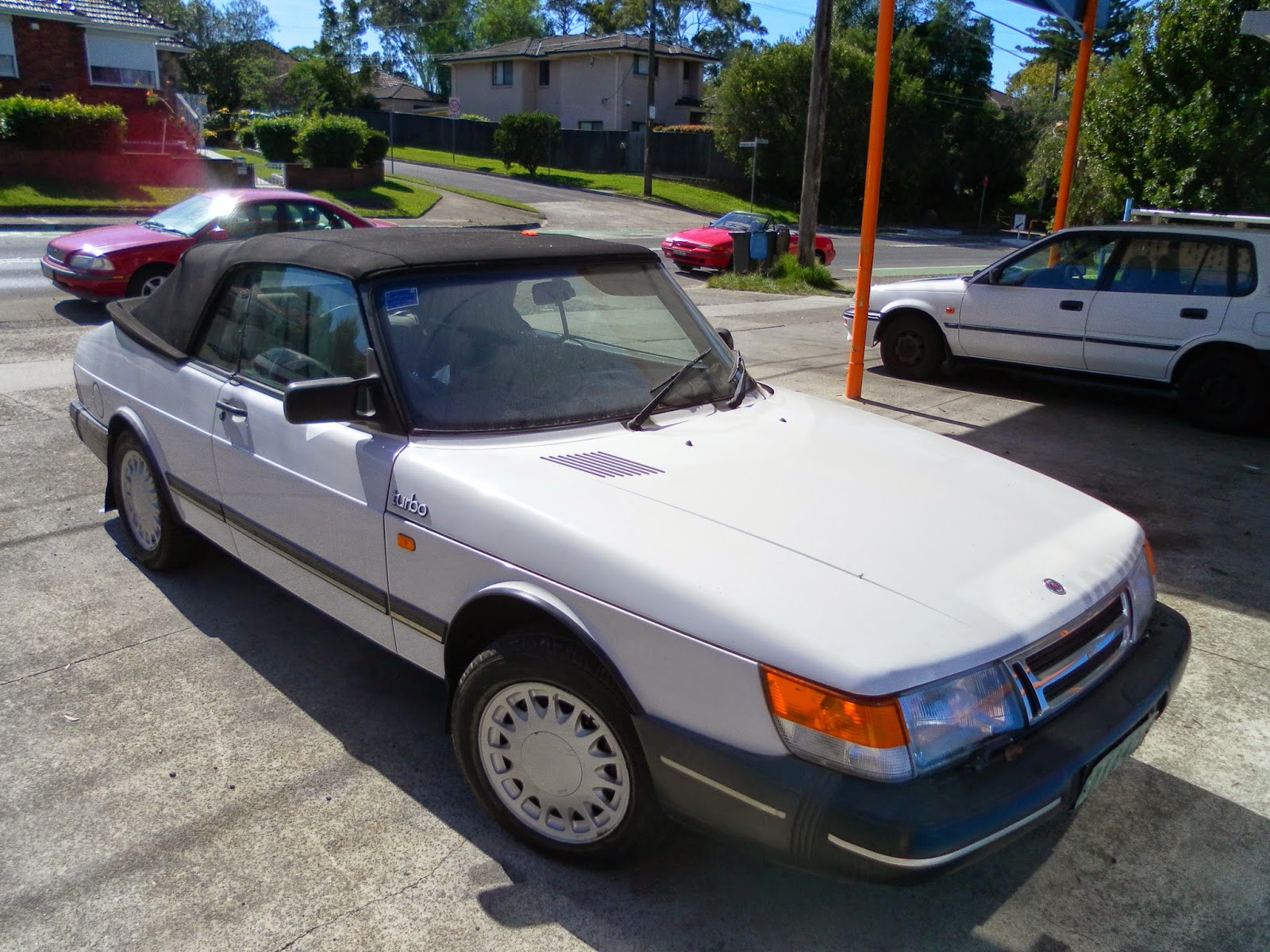Aussie Old Parked Cars: 1988 Saab 900 Turbo Convertible