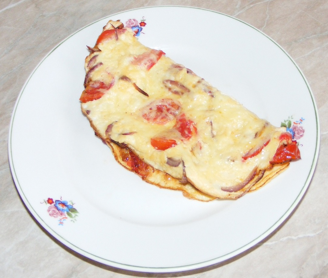 Omleta cu branza si legume | Preparatedevis.ro