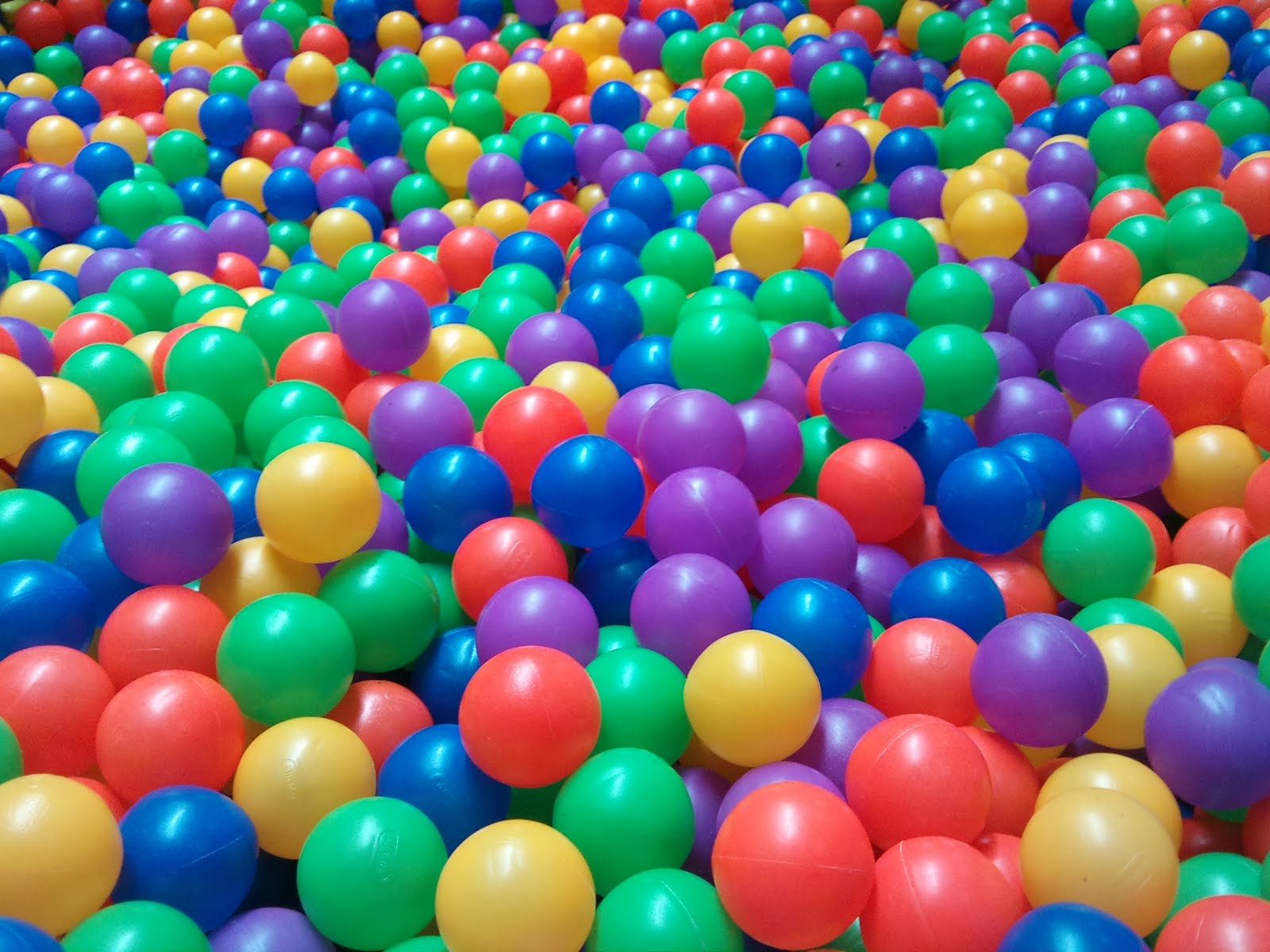 JeJak (Jepret Jakarta): Colourful Balls