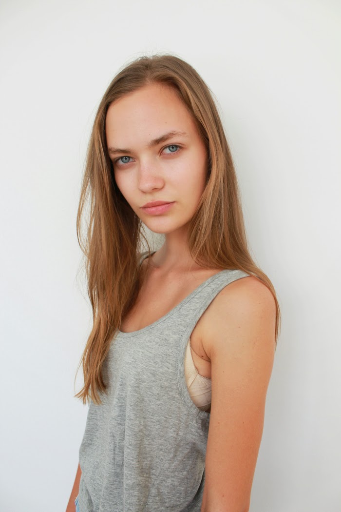 Chic Management: In town Now: Anisia