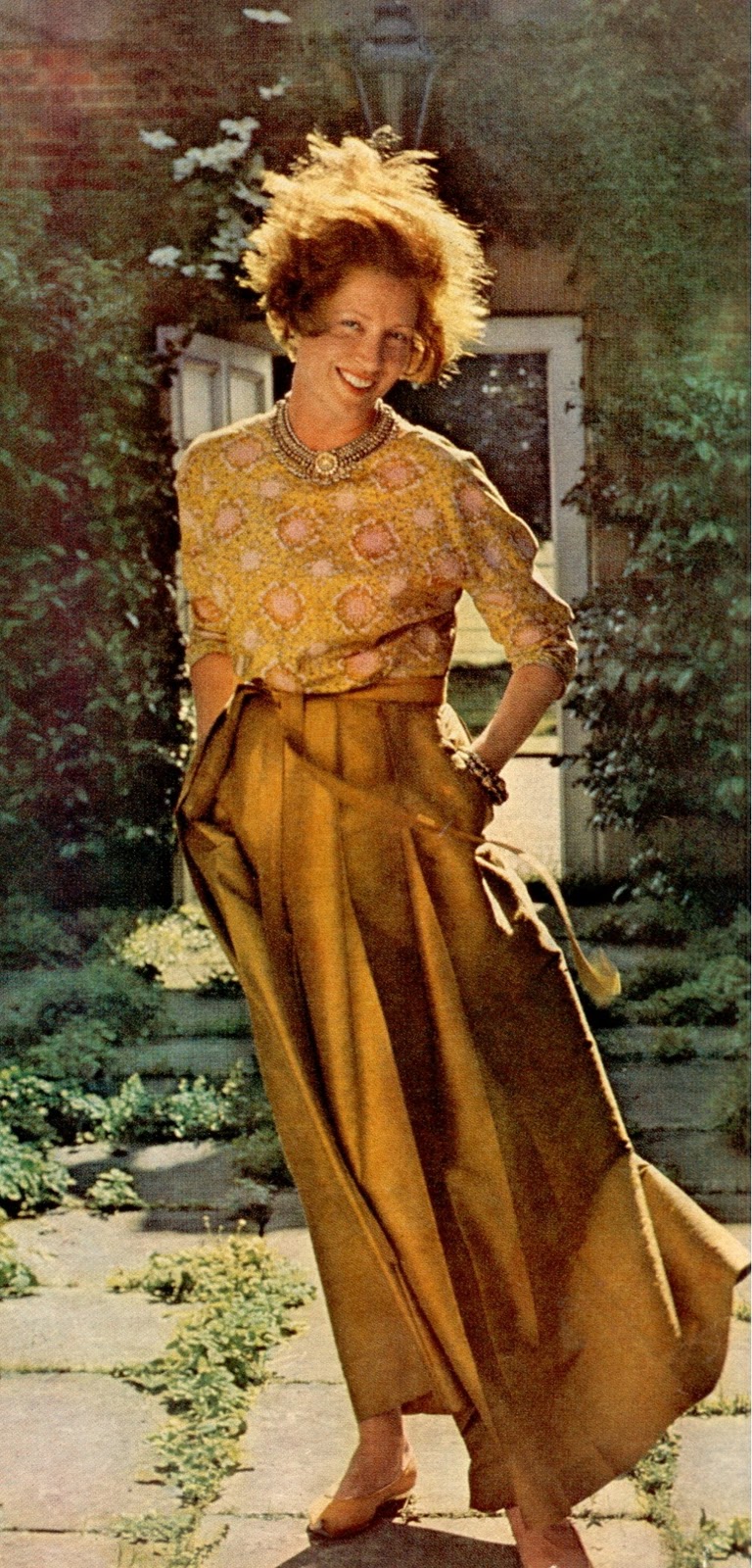 little augury: in praise of the Red Room, & Lesley Blanch