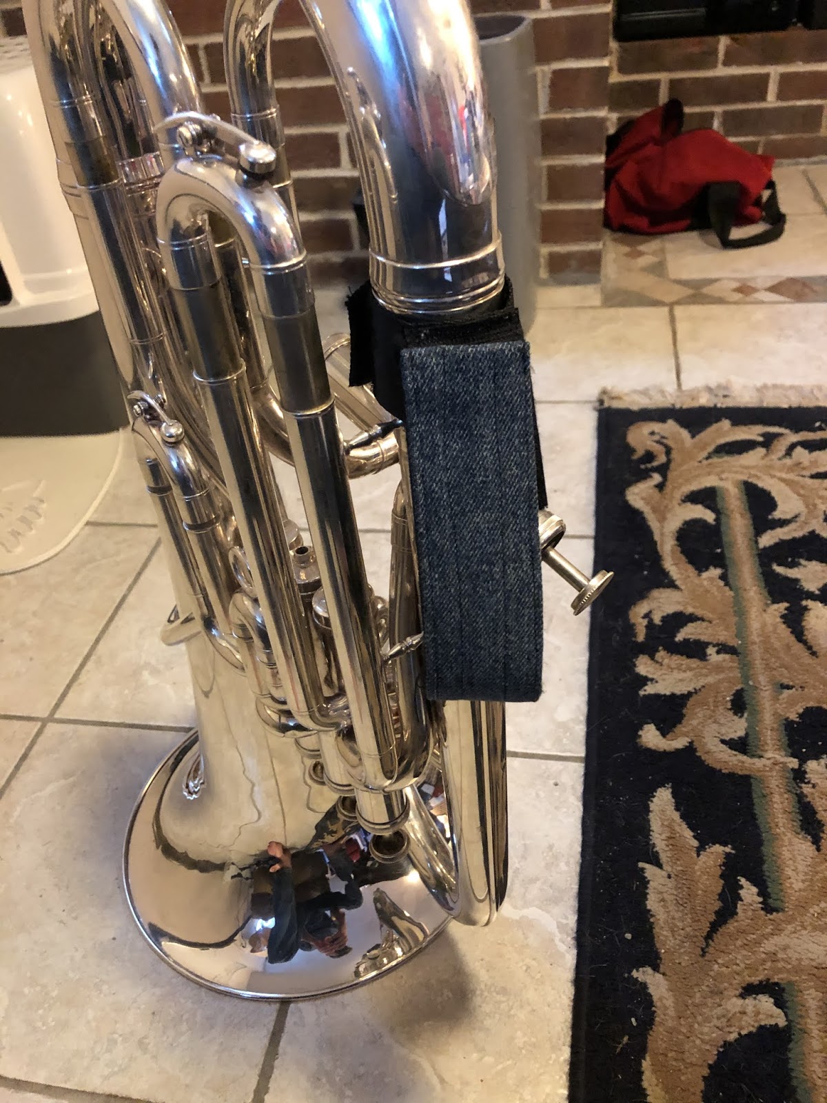 The Comfy Horn Strap