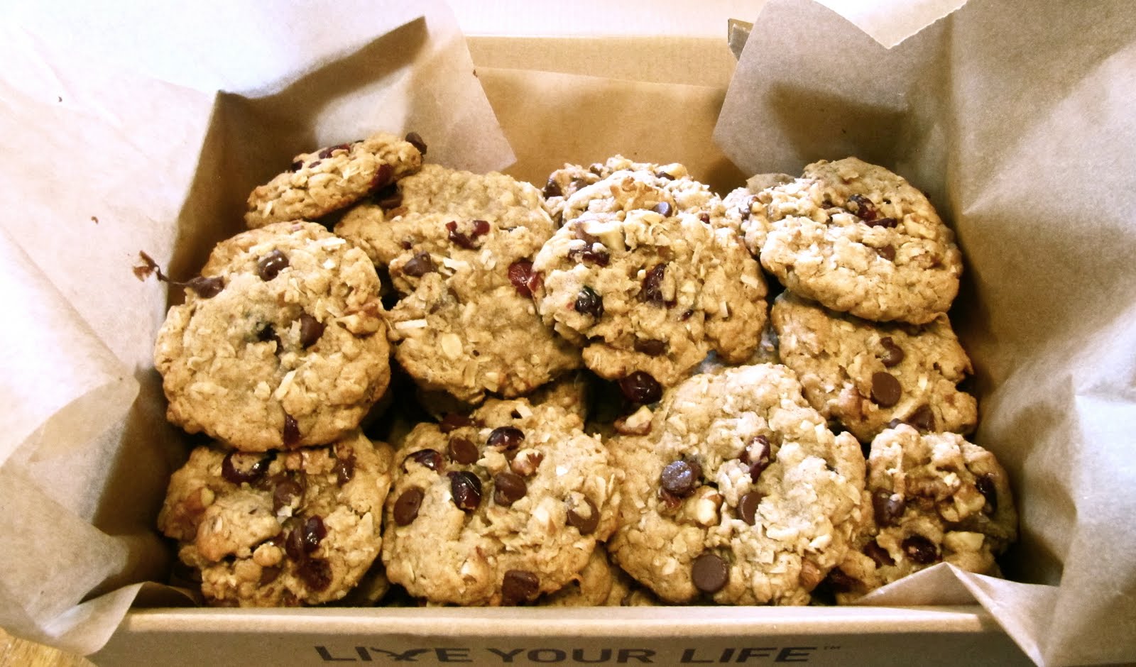 Yammie's Noshery: Loaded Oatmeal Cookies