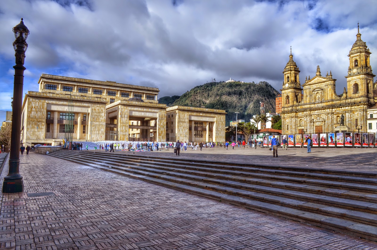 Conoce La Plaza De Bolívar En Bogotá – AAWSBO