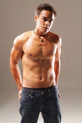 Man Central: Andrew Smith: Shirtless