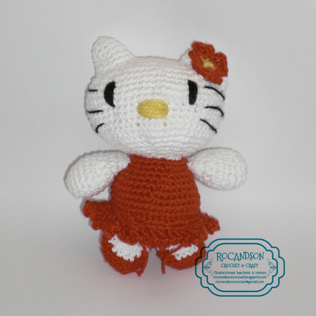 RODESIGN: HELLO KITTY EN ROJO