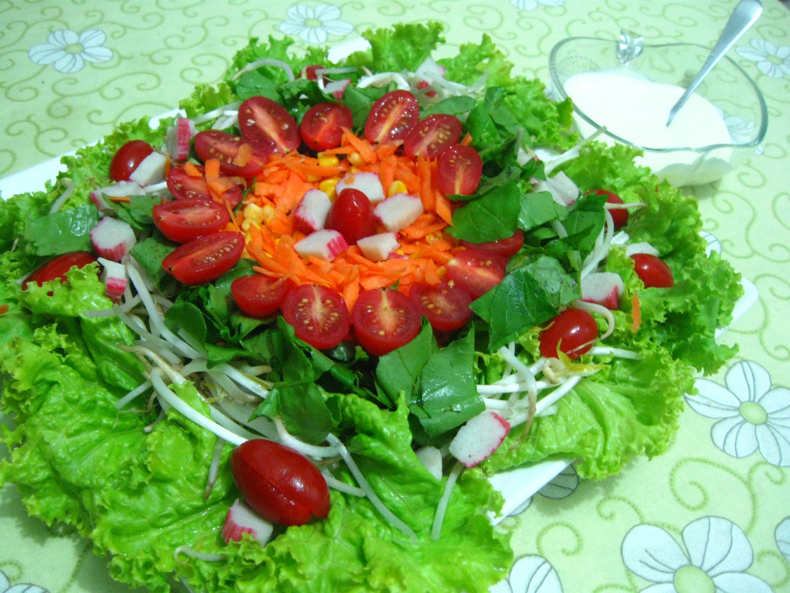 Fofa nunca mais!: Salada Mix com Kani - Deliciosa!