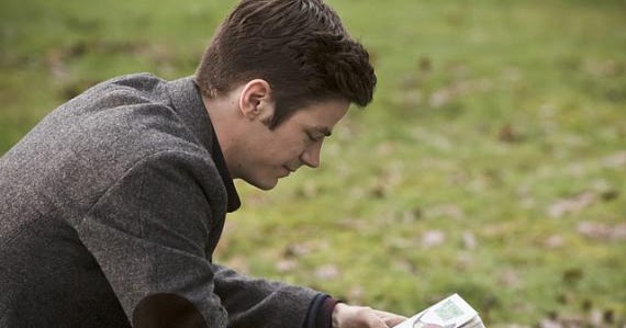 El despertar de los heroes: [Series] The Flash 2x21: El dinosaurio del ...