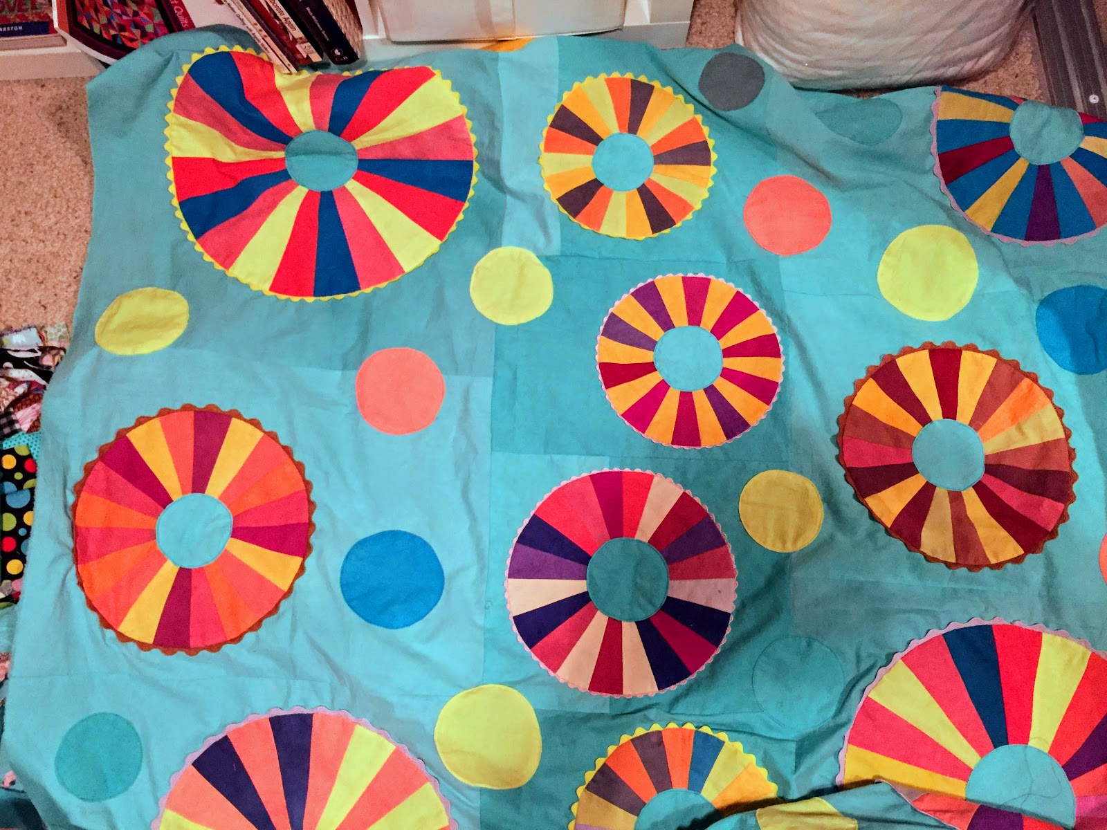 Lynley quilts: Circus circles