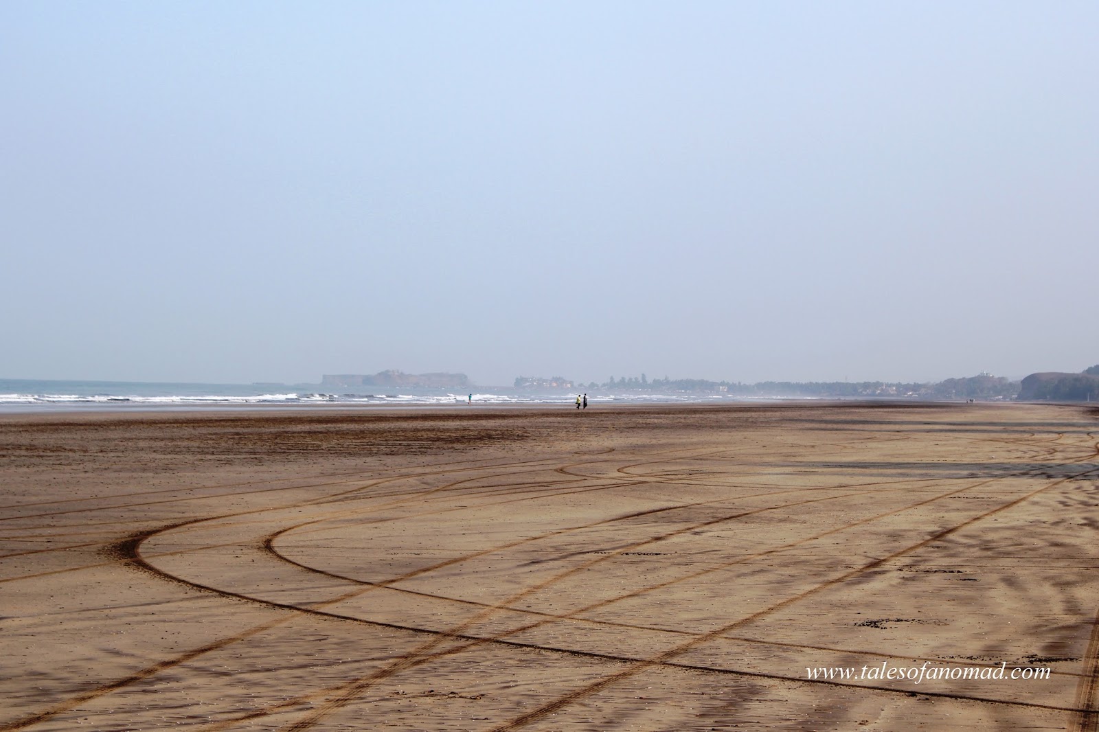 Tales Of A Nomad: Harnai- Murud and Surrounding Beaches