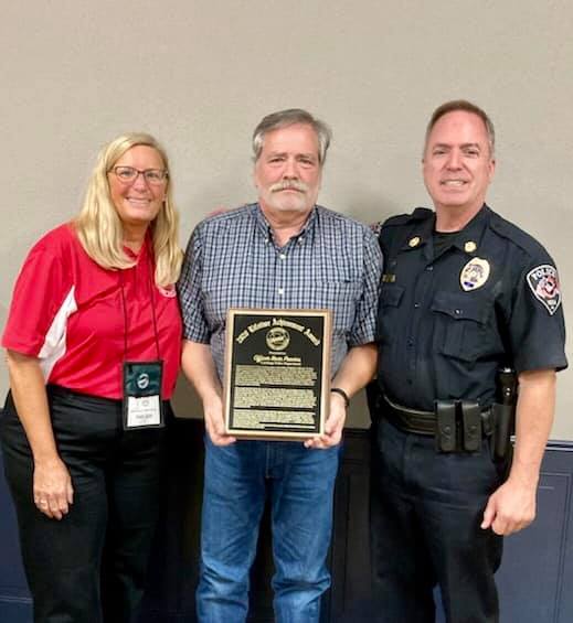 Inside Joplin: Retired Carthage police officer receives Missouri DARE ...