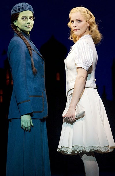 Behind the Scenes Winter 2015: Lauren Hadley, Costume Critique