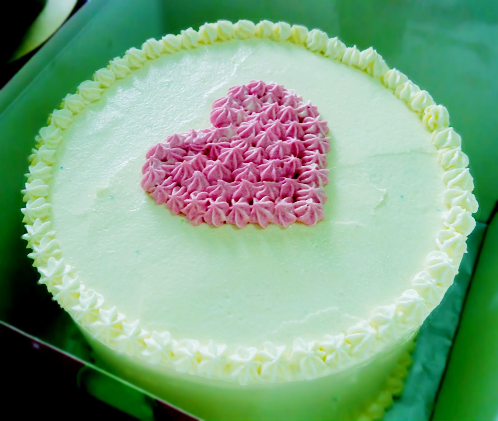 Cakes, etc.: simple heart shape cake deco