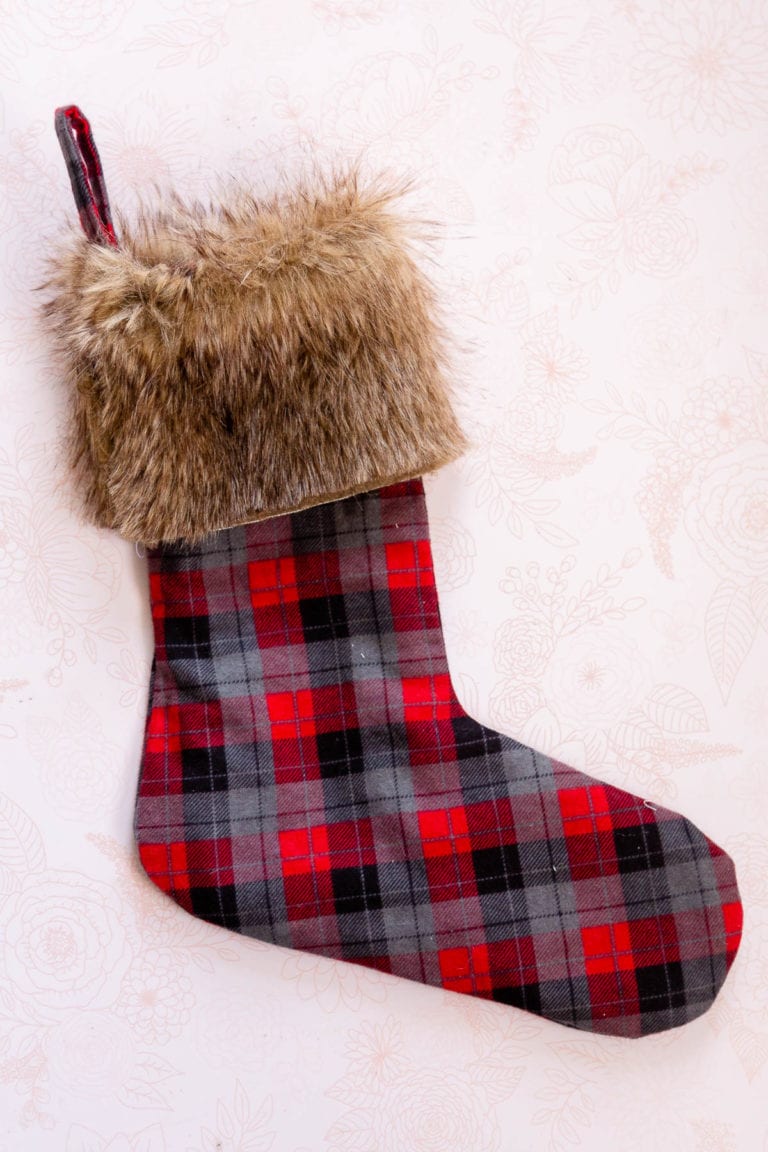 10+ Beautiful Handmade Christmas Stockings Project | Sew Simple Home