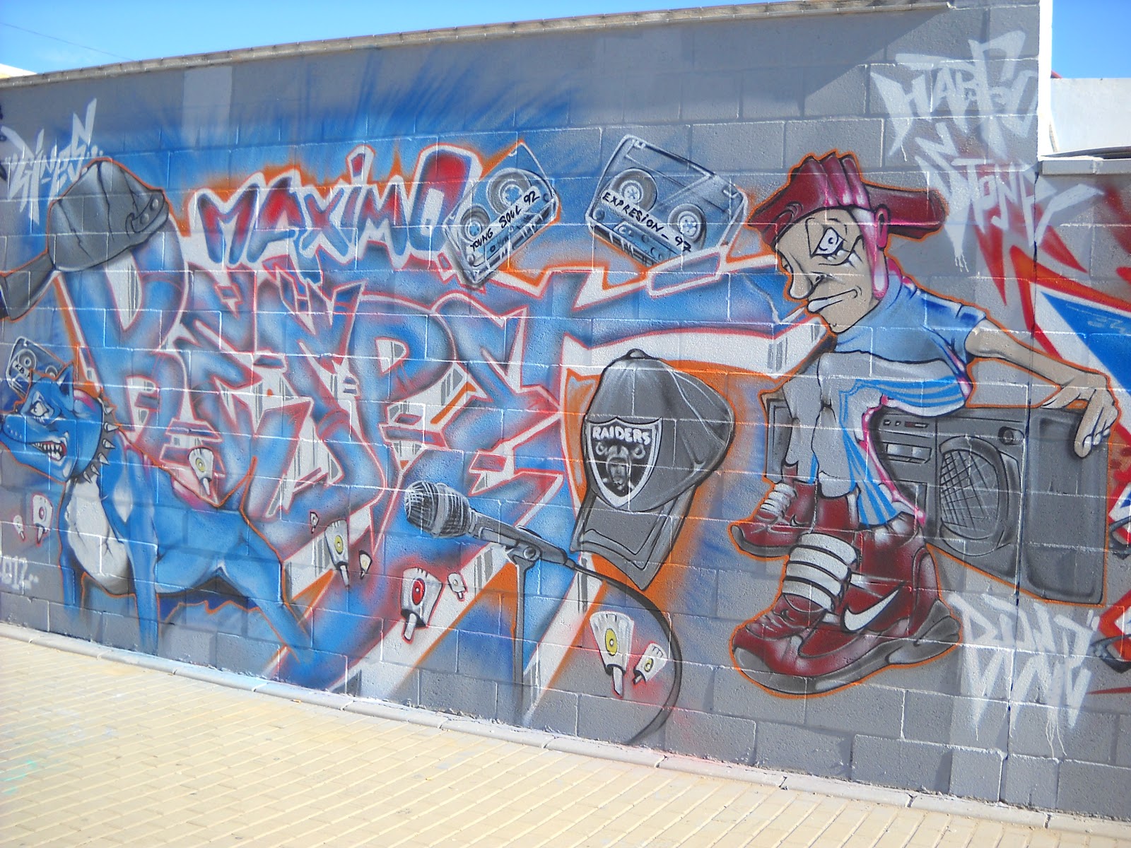 El Museo del Graffiti: Graffitis Homenaje a BECE