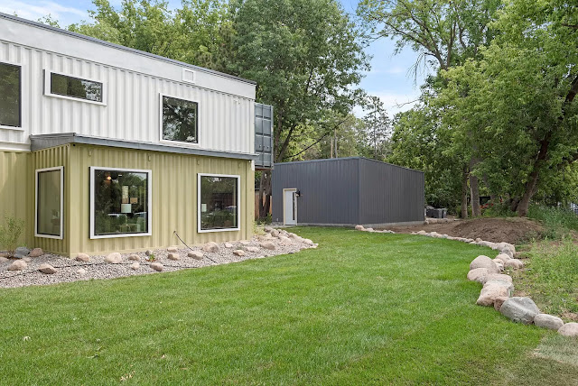 Shipping Container Homes & Buildings: 1300 sqft 3 Bedroom Shipping ...