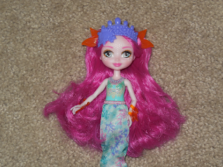 Veni Vidi Dolli: REVIEW: Royal Enchantimals Maura Mermaid