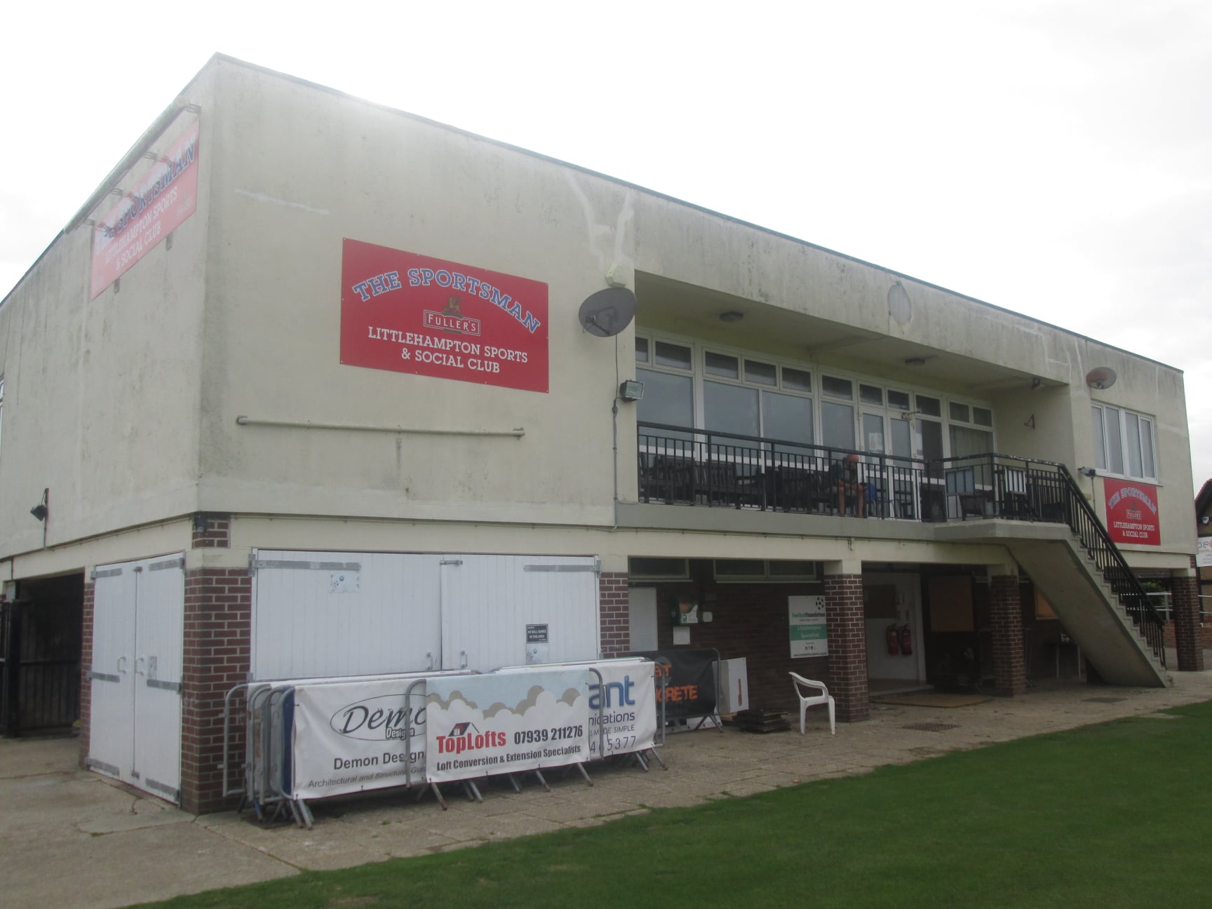 Pie and Mushy Peas: Littlehampton Town FC