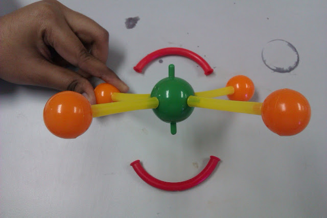 Maple's diary: Chemistry 3D molecular model set
