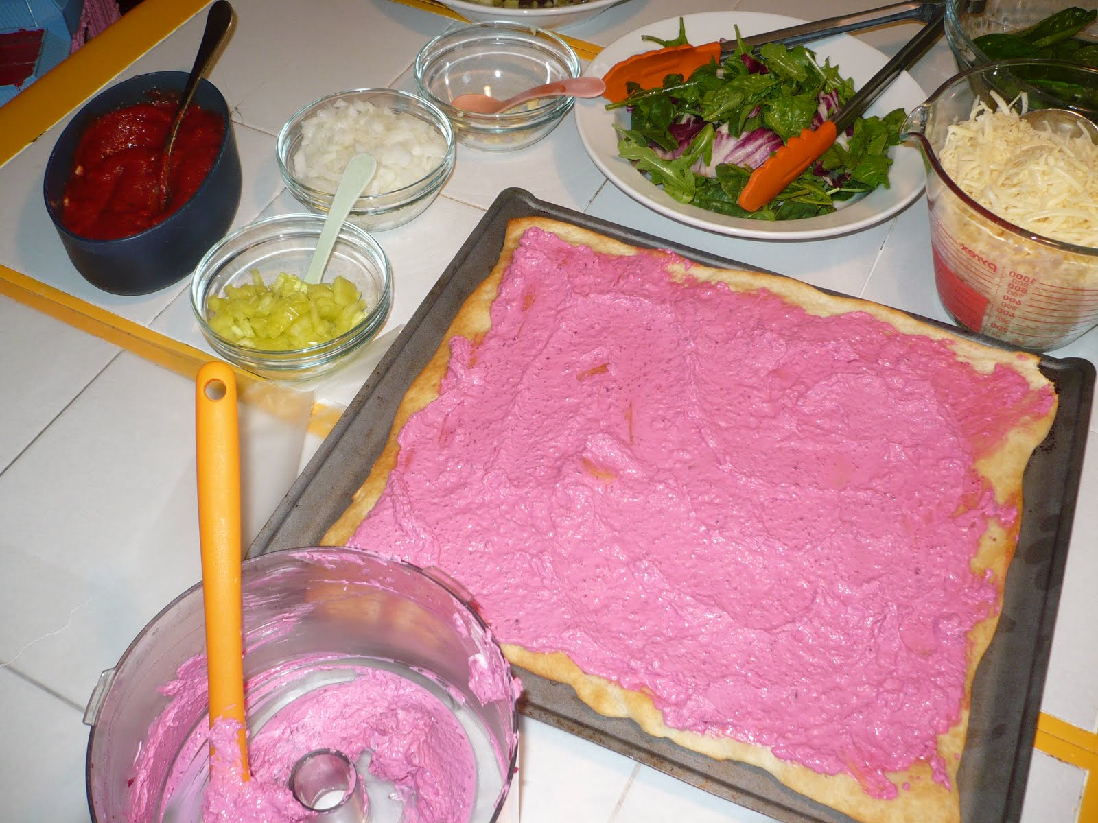 This pizza is pink : r/ColorPink