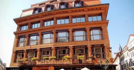 Langgam Arsitektur Modern Kubisme - Dunia Sipil