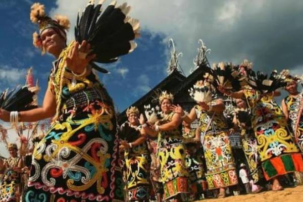 Tari Tradisional di Indonesia Beserta Gambarnya (34 Provinsi Lengkap ...
