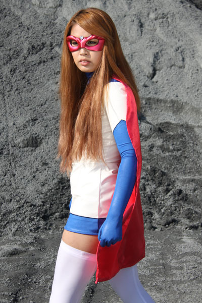 SUPERHEROINE PERIL: ATOM GIRL
