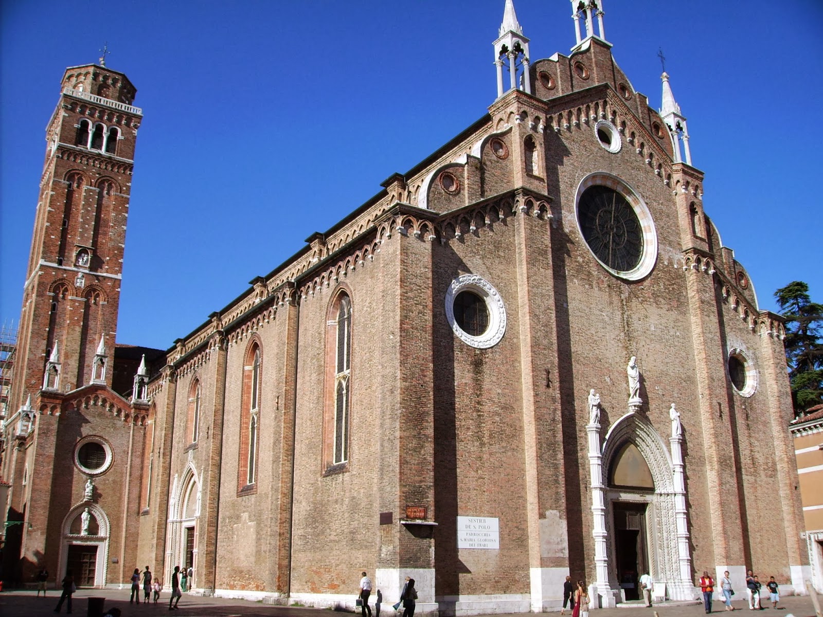 Nata sotto il segno dei viaggi: BASILICA DEI FRARI, VENEZIA